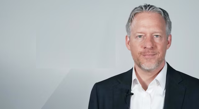 Markus Kramer Speaker Agent | Hire Marketing Speaker